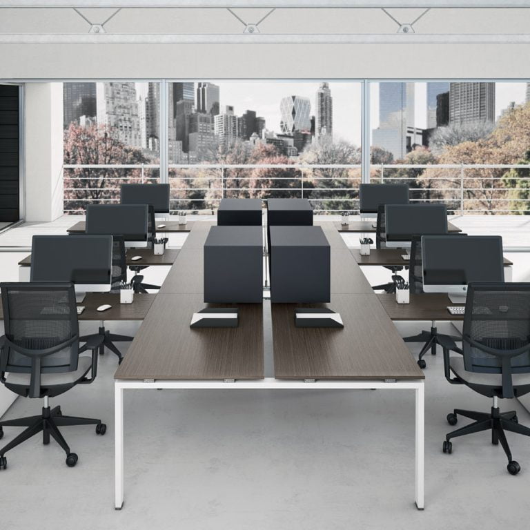 Modern operational office workstation deskin Dubai UAE